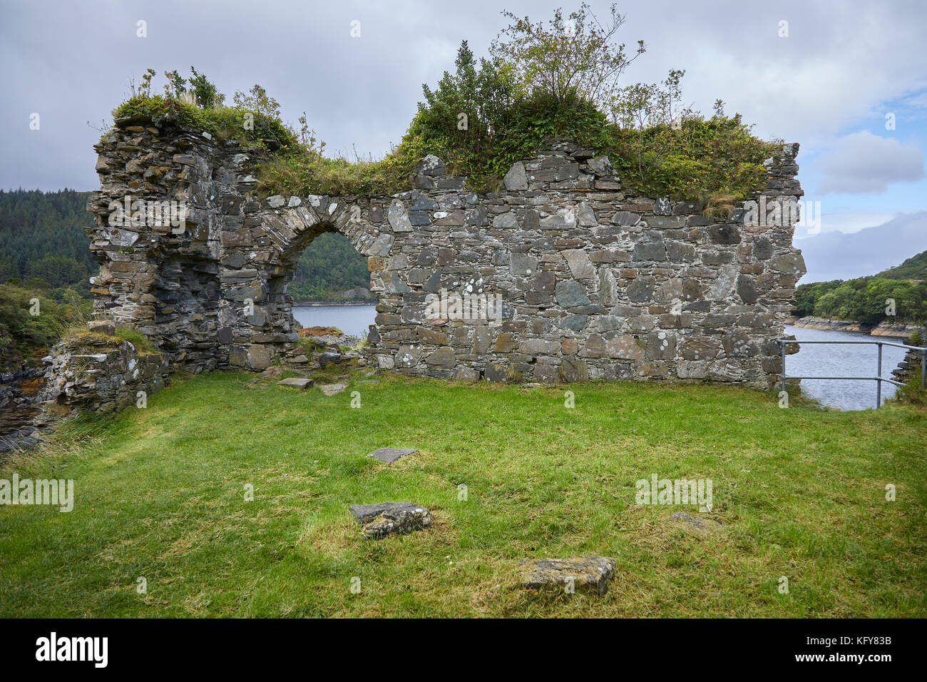 Masonary details Historic ruins of Strome Castle at North Strome. From ...