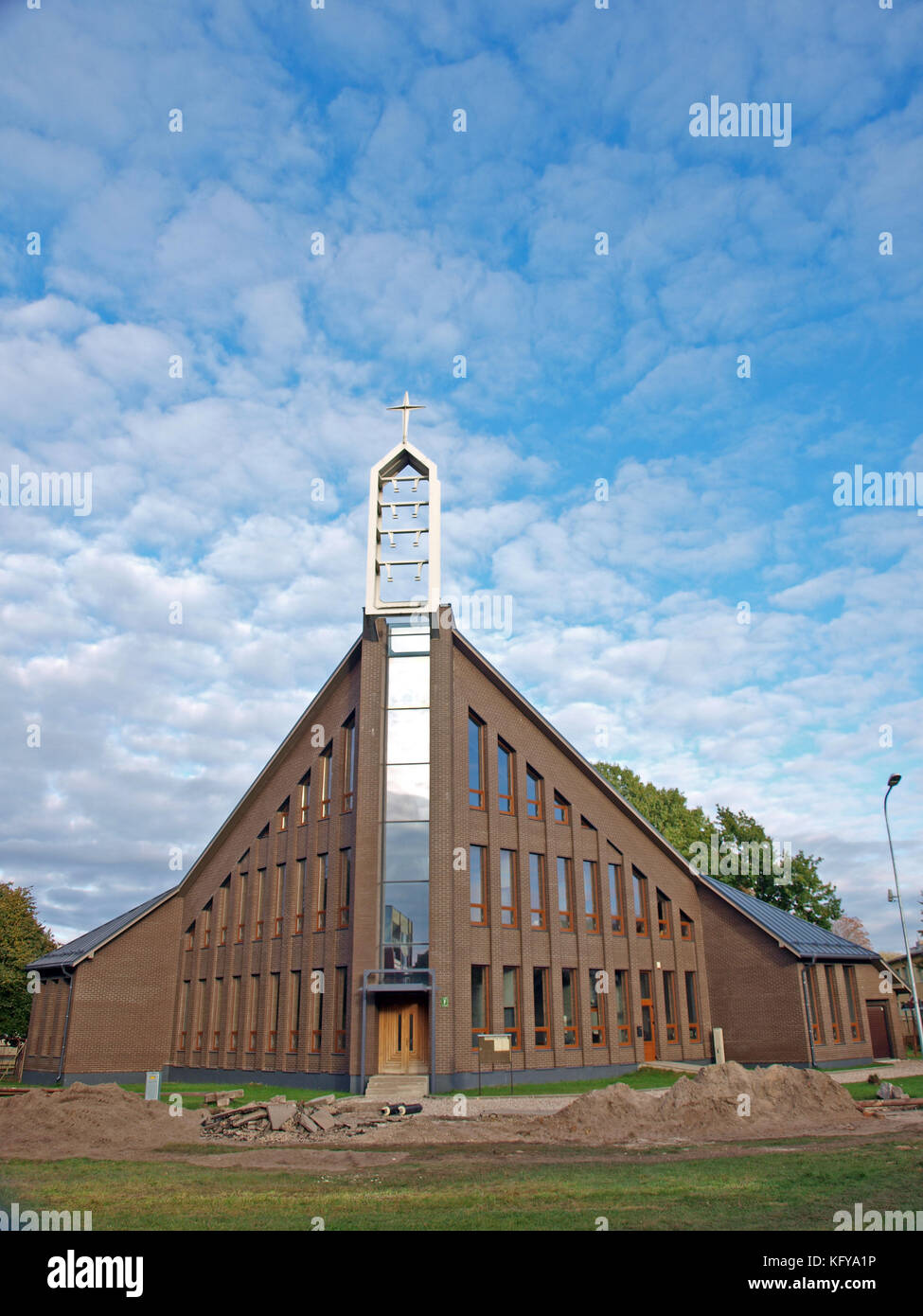Unfinished building of new modern style church Stock Photo - Alamy