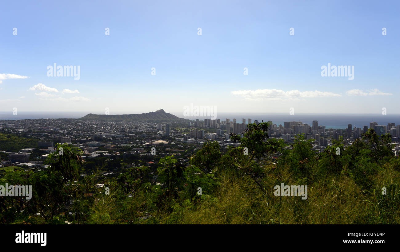 Tantalus round top scenic hi-res stock photography and images - Alamy