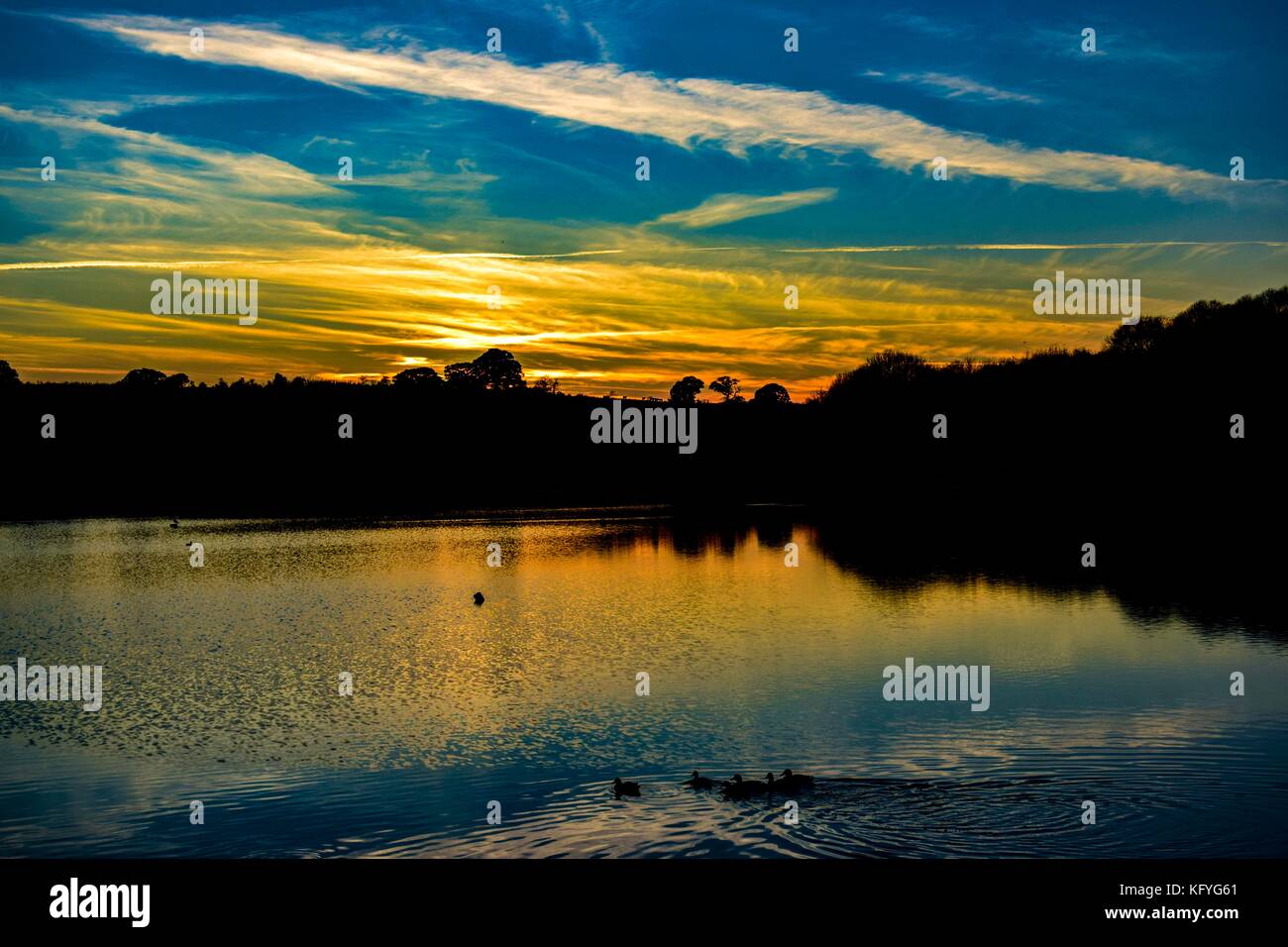 Sunrise over Sutton Bingham Reservoir and Boar Club Somerset Stock ...