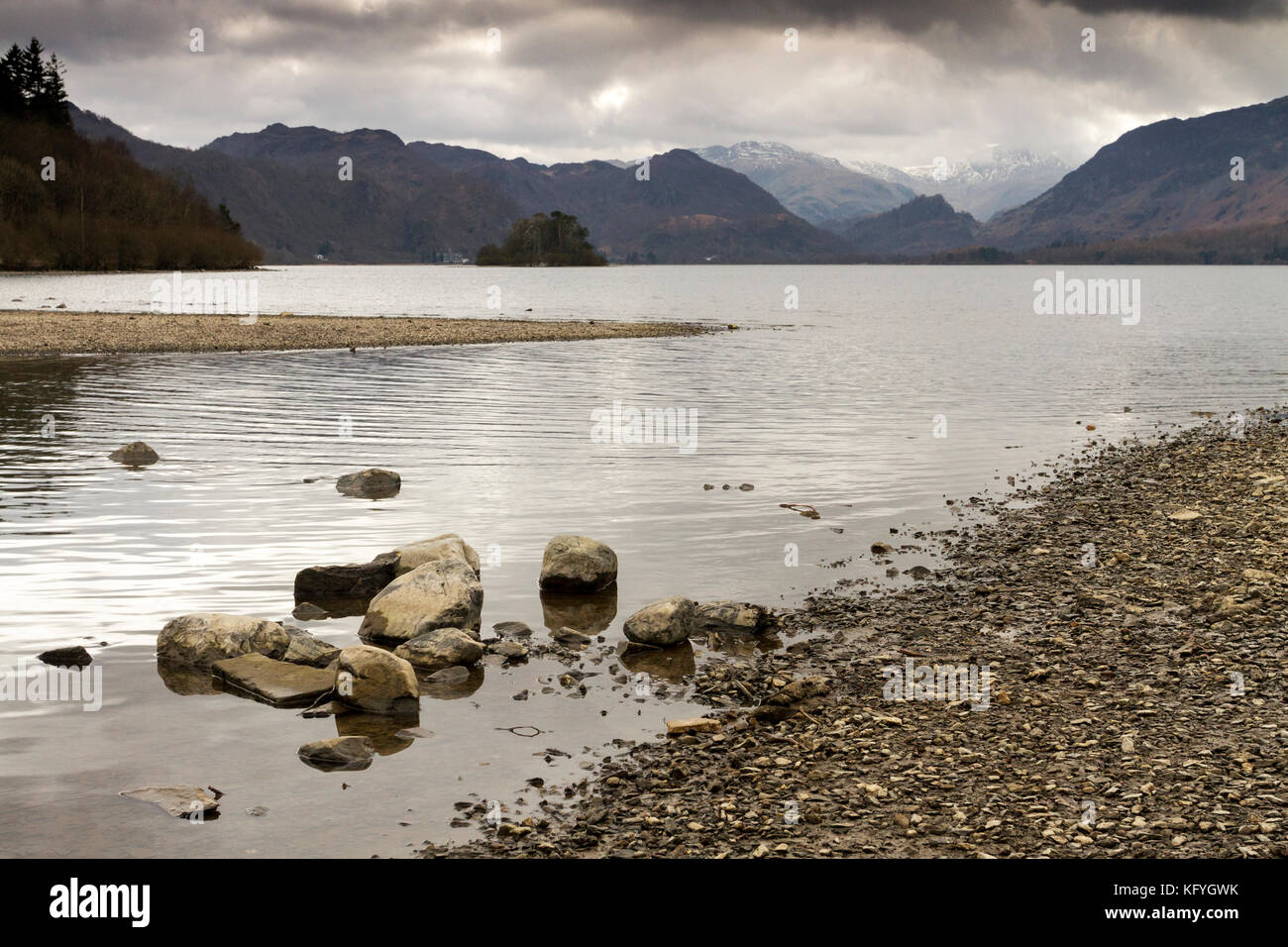 Explore the country side hi-res stock photography and images - Alamy