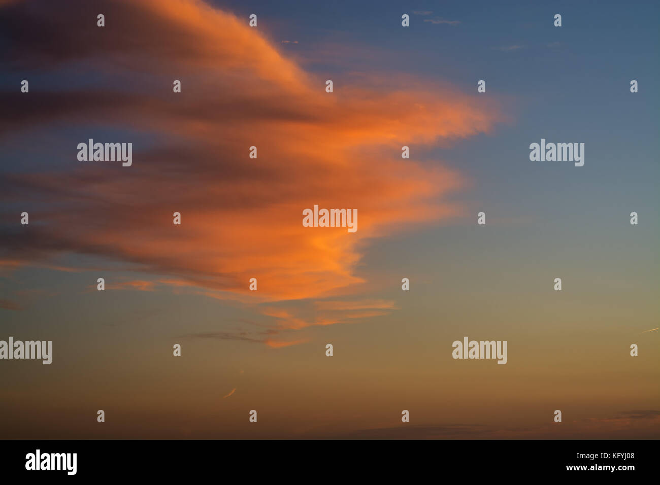 sunset reflecting on a cloud, texture pattern background Stock Photo ...