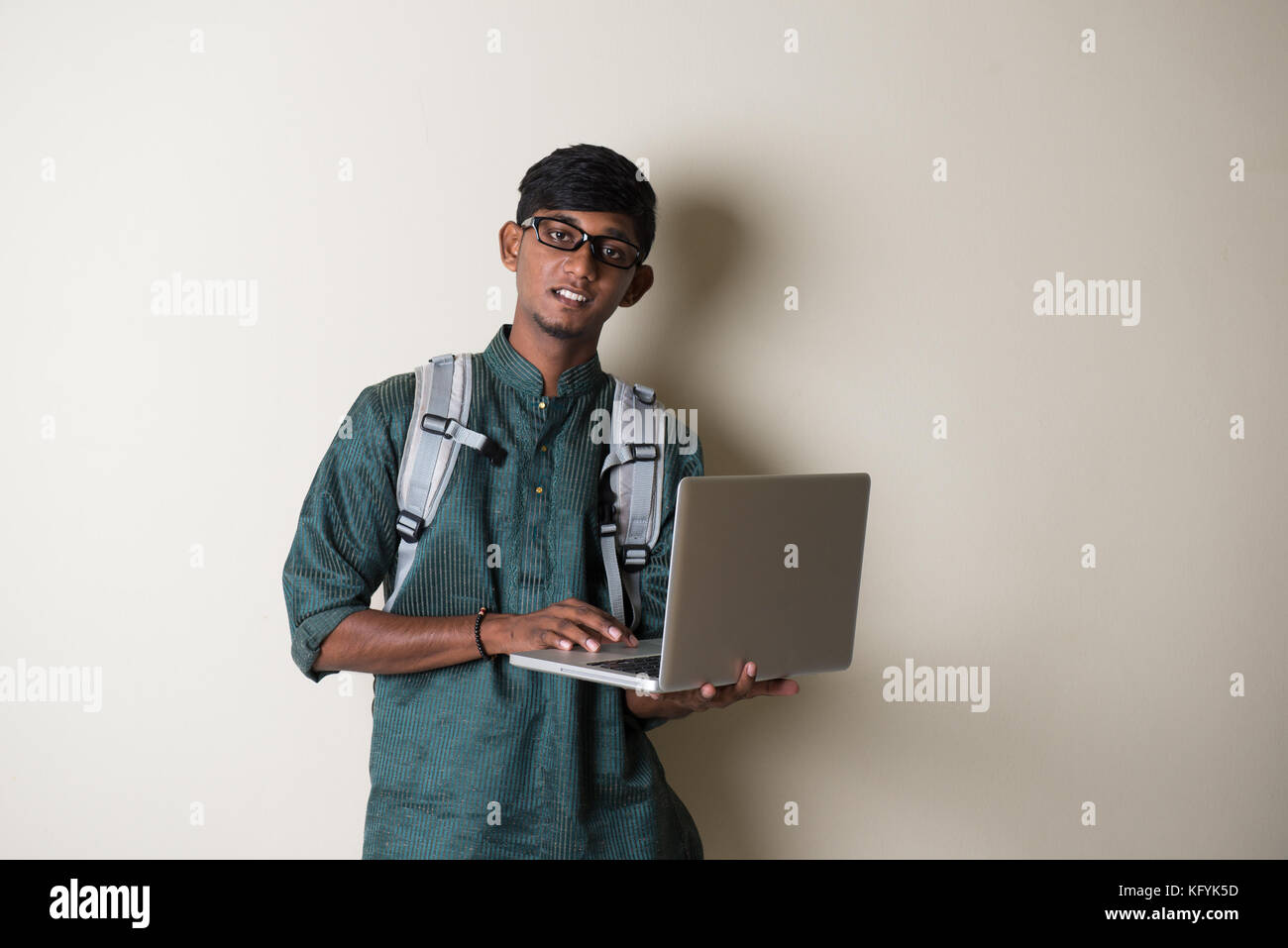 Saudi male student hi-res stock photography and images - Alamy