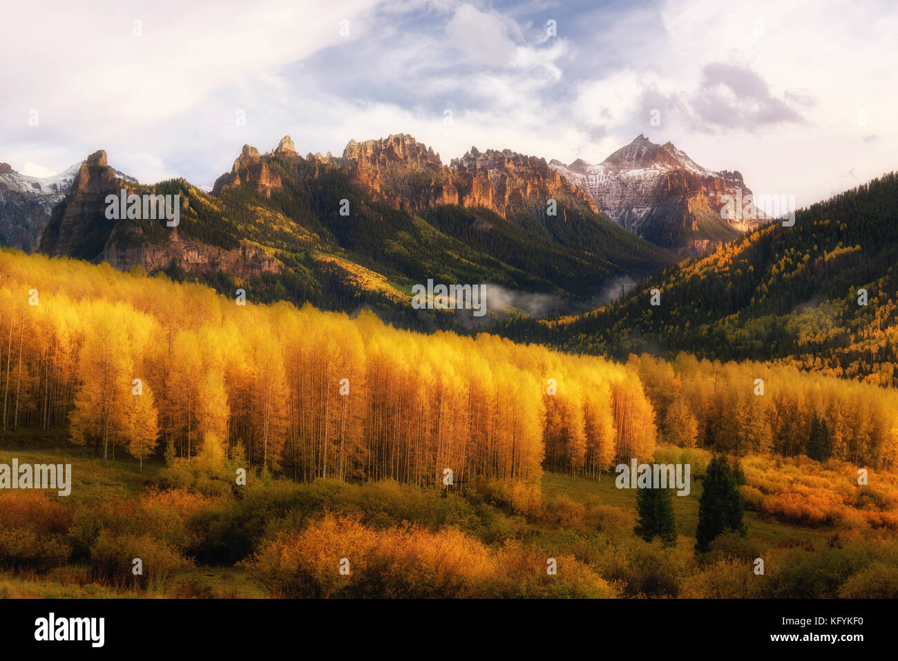 Aspen mountain, aspen hi-res stock photography and images - Alamy