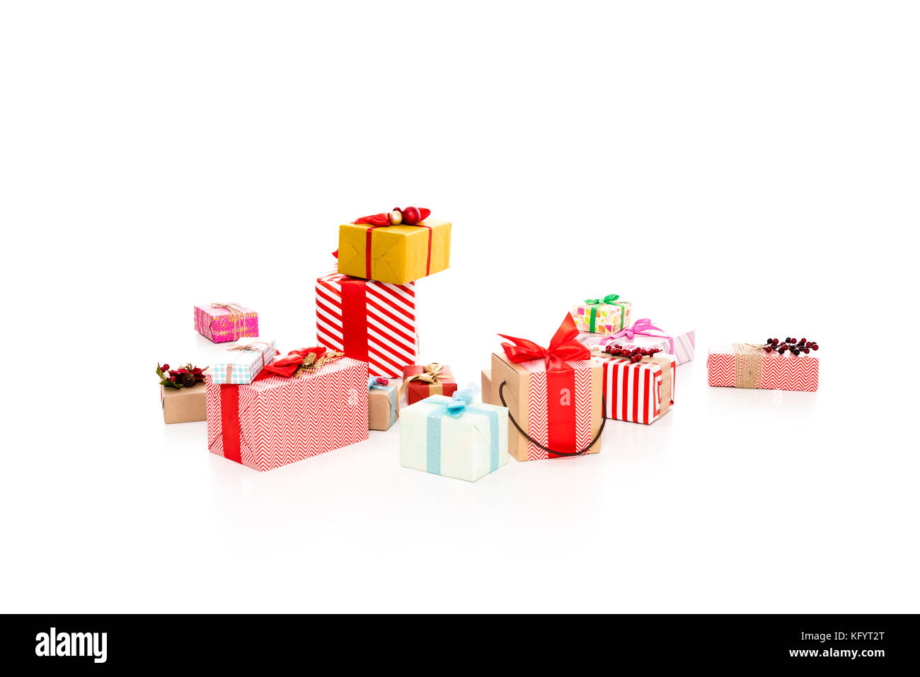 Wrapped objects hi-res stock photography and images - Alamy