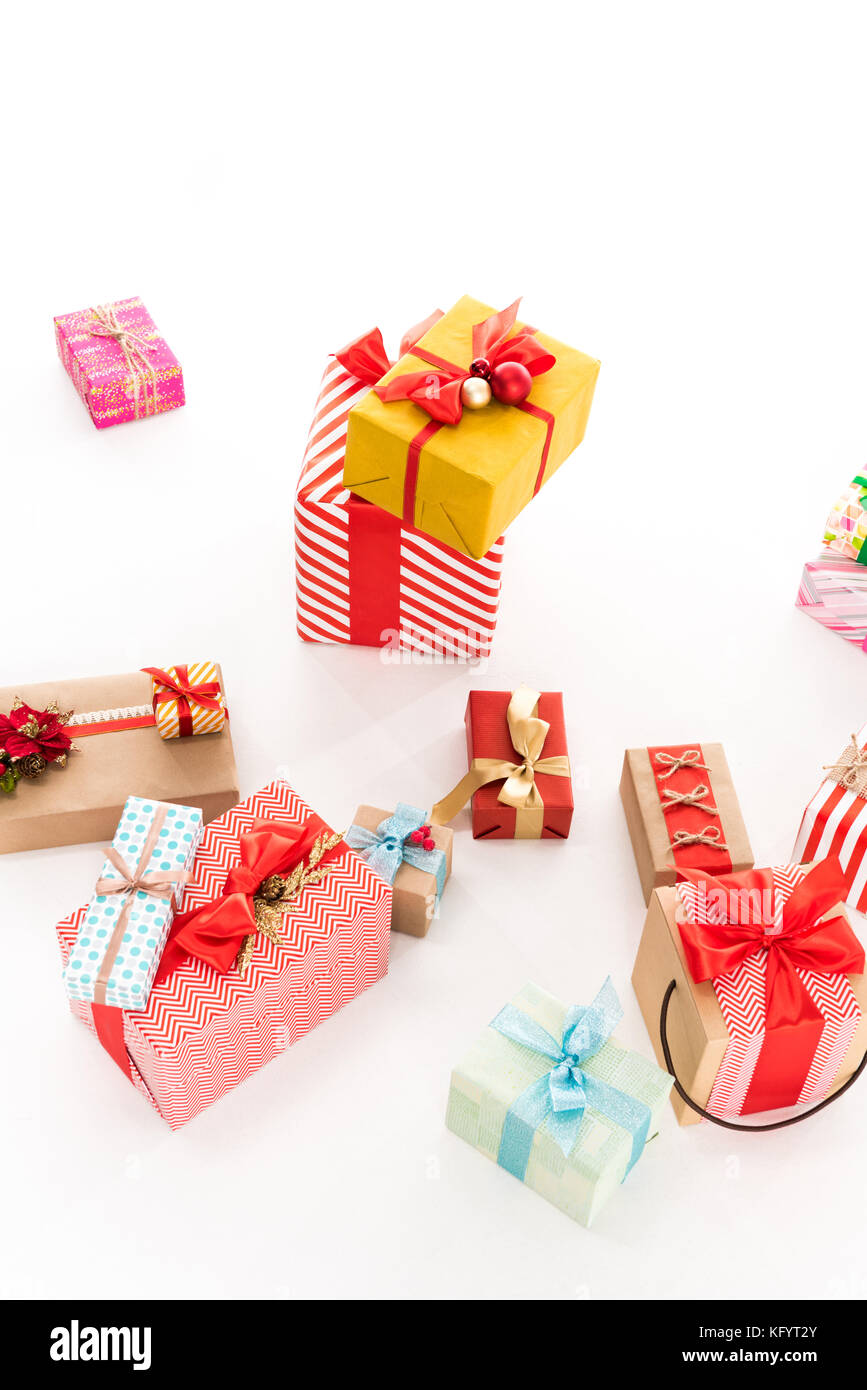 Wrapped objects hi-res stock photography and images - Alamy