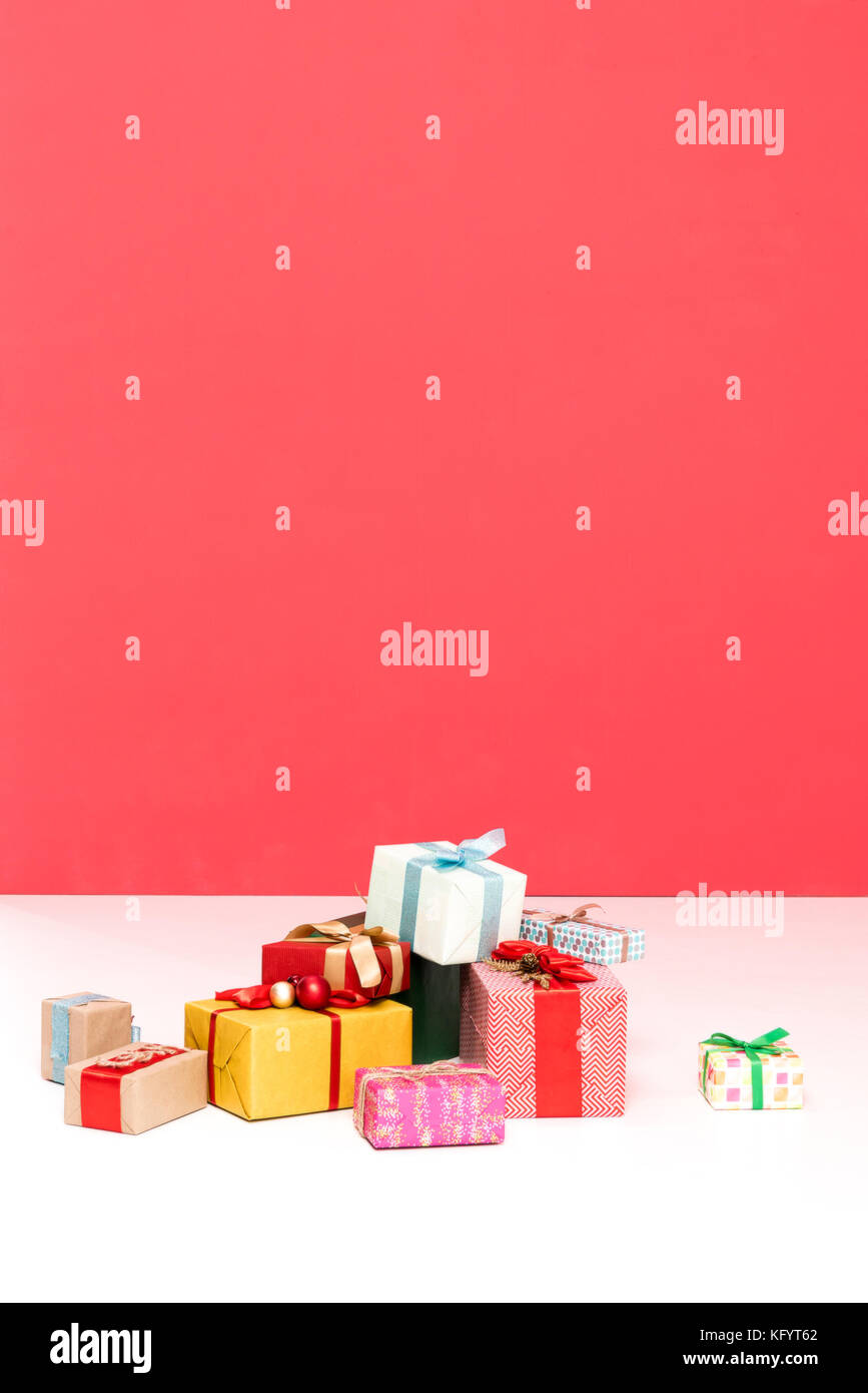 stack of christmas presents Stock Photo - Alamy