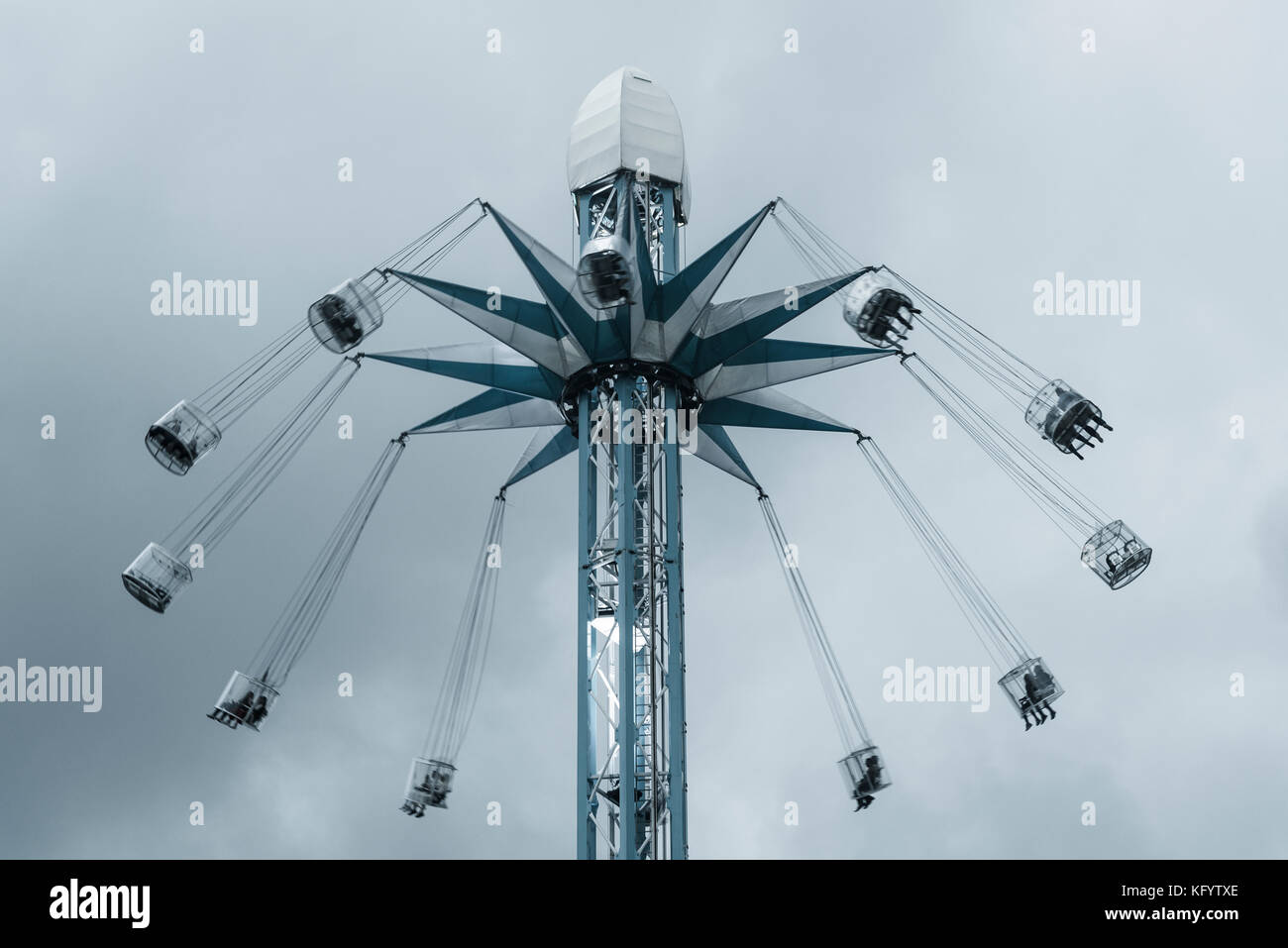 Swinging carousel london hi-res stock photography and images - Alamy