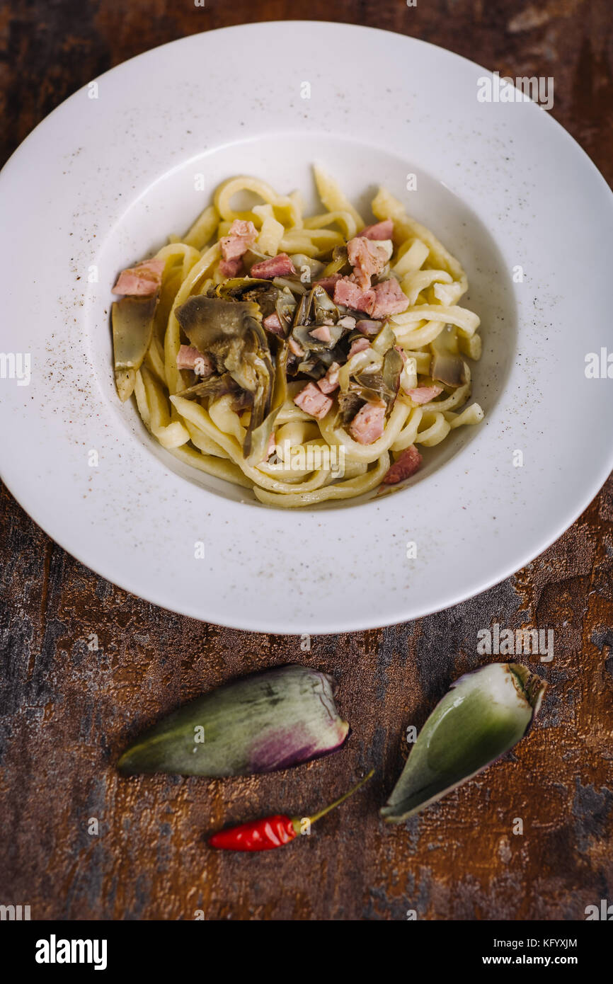 Home made traditional Italian Tagliatelle paste Stock Photo - Alamy