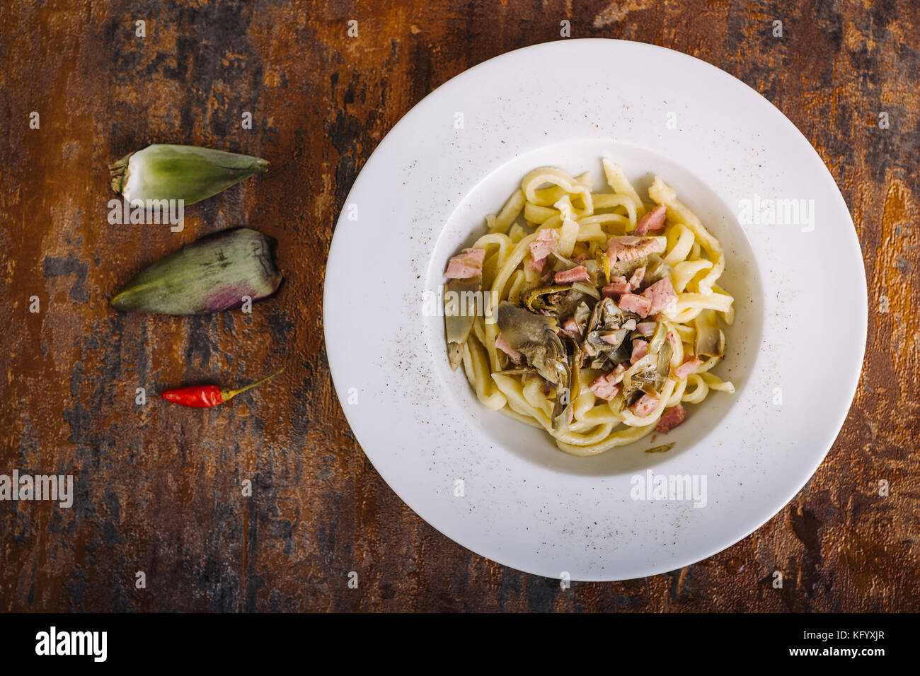 Home made traditional Italian Tagliatelle paste Stock Photo - Alamy