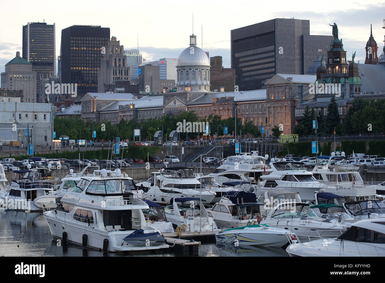 Old harbour montreal hi-res stock photography and images - Alamy