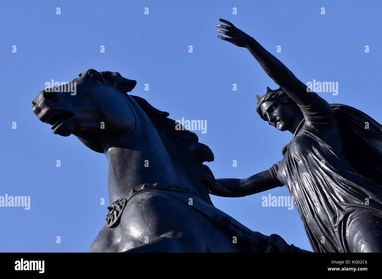 Boadicea And Her Daughters bronze statue, Westminster Pier, London, UK ...