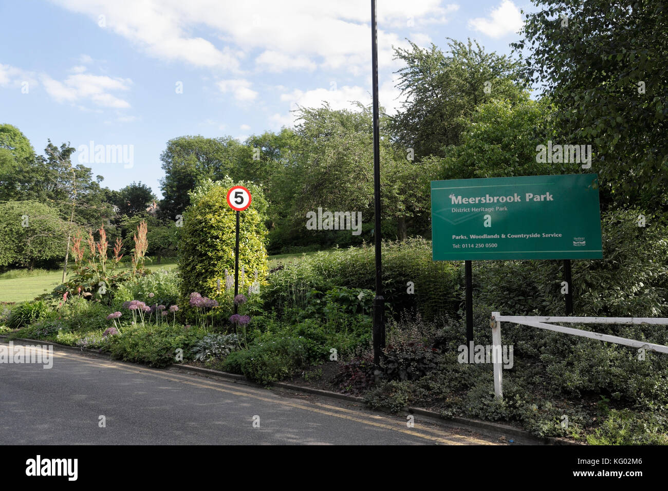 Entrance to Meersbrook Park, Sheffield UK Stock Photo - Alamy