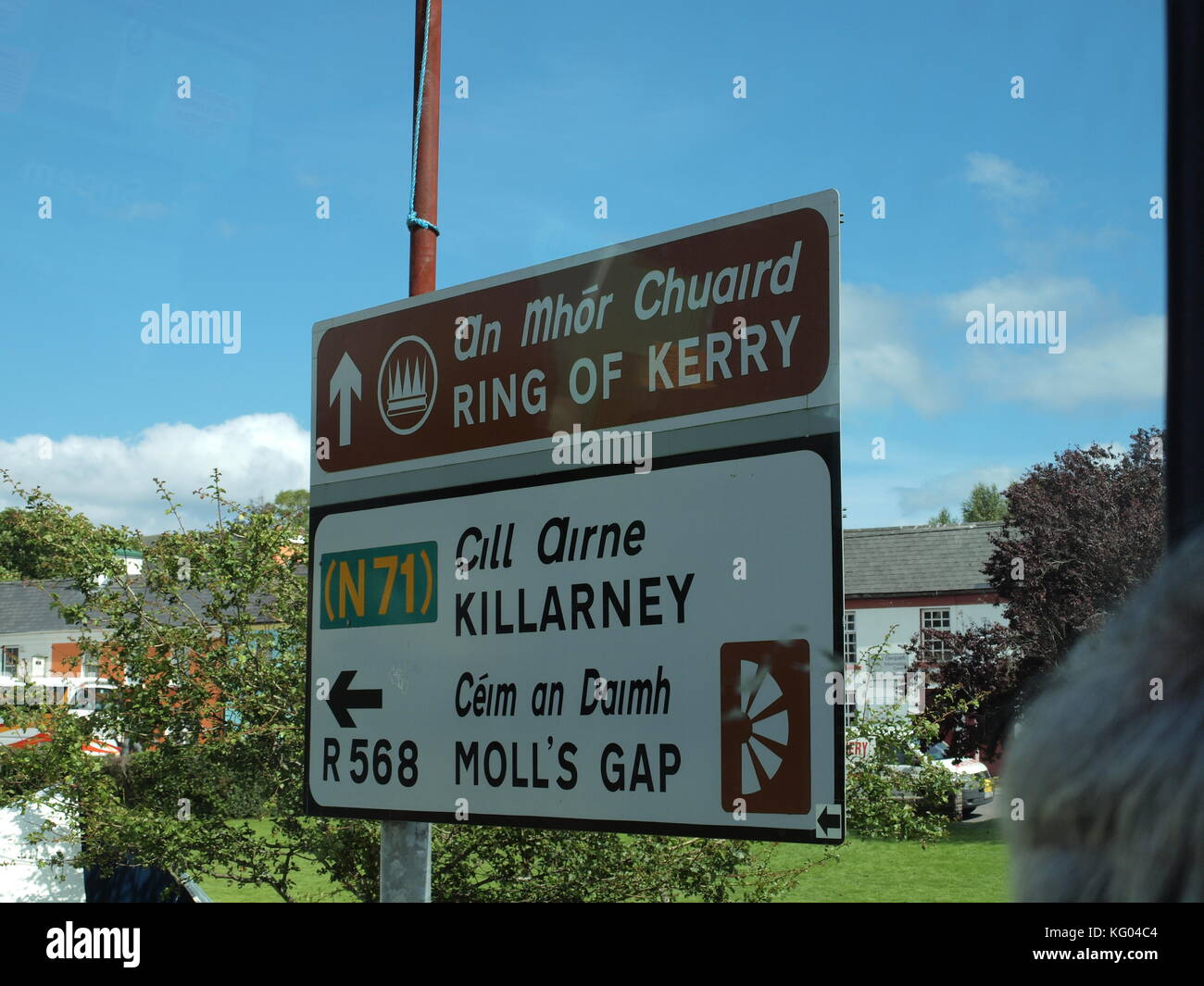 Gaelic Road Sign Stock Photos & Gaelic Road Sign Stock Images - Alamy