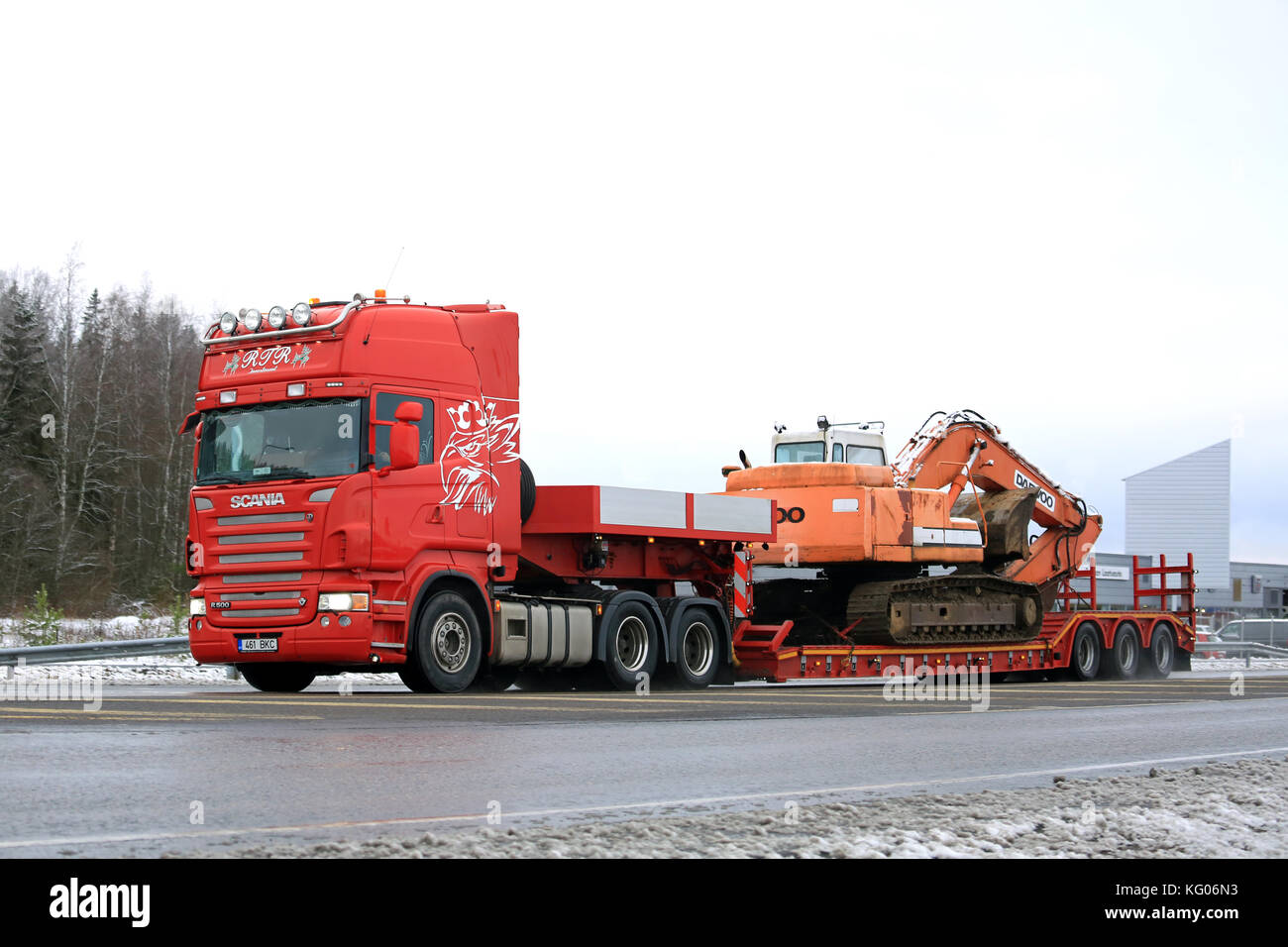 Lowboy trailer hi-res stock photography and images - Alamy