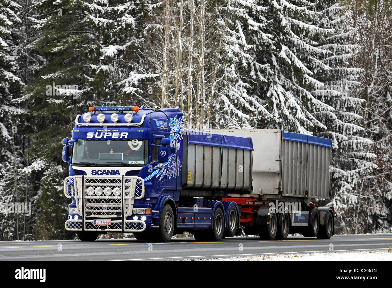 Scania v8 hi-res stock photography and images - Alamy
