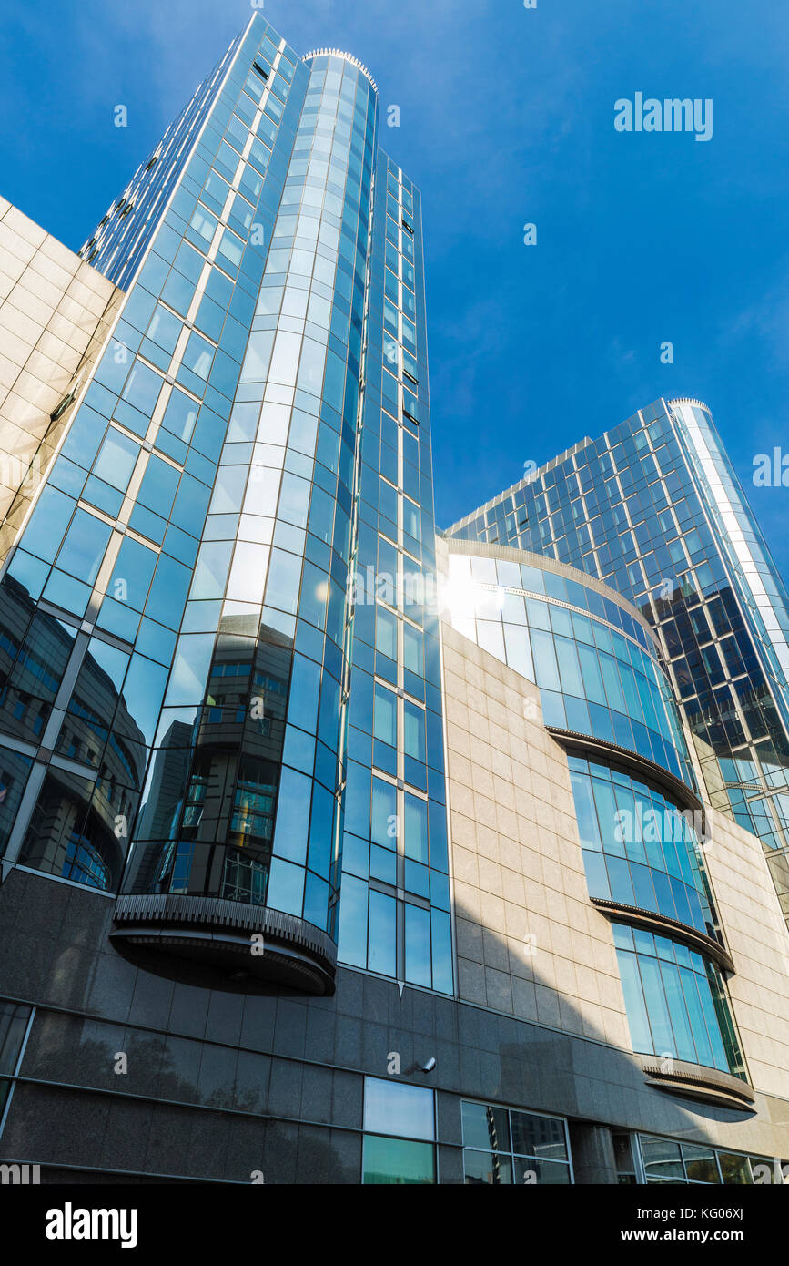 Brussels modern government buildings hi-res stock photography and ...