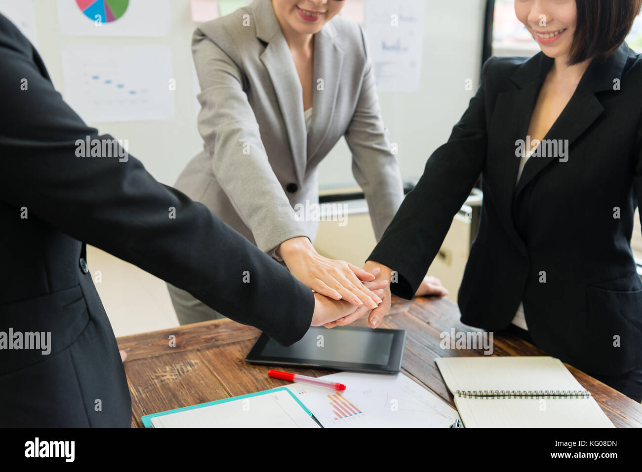 Cooperation encourage hi-res stock photography and images - Alamy