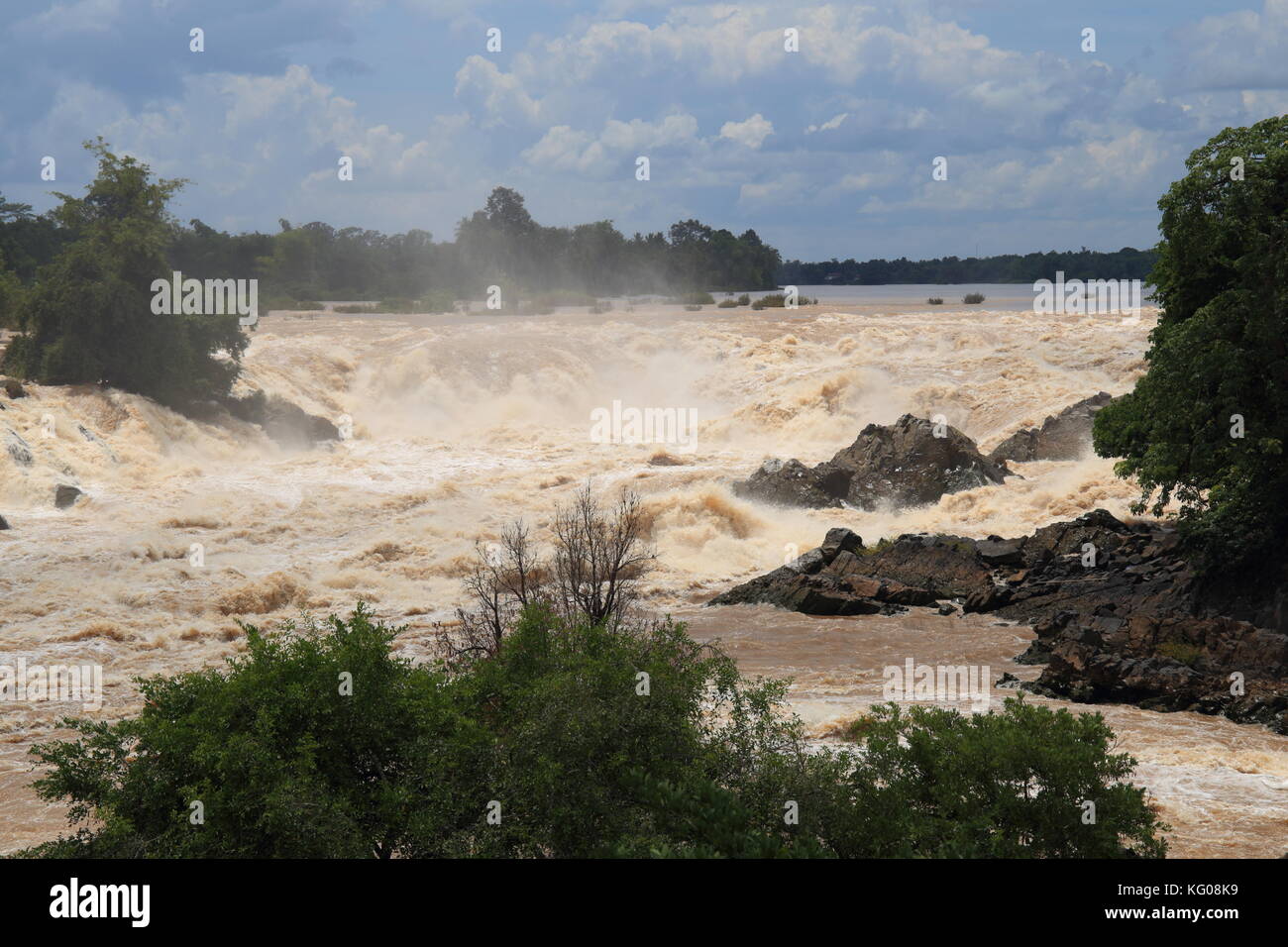 Khone Phapheng Falls. Mekong River, Champasak Province southern Laos ...