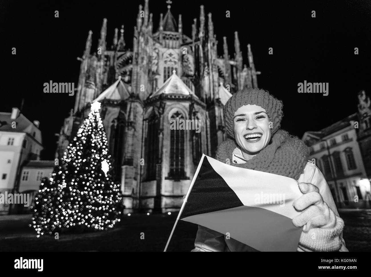 Happy woman tourist in front Black and White Stock Photos & Images - Alamy