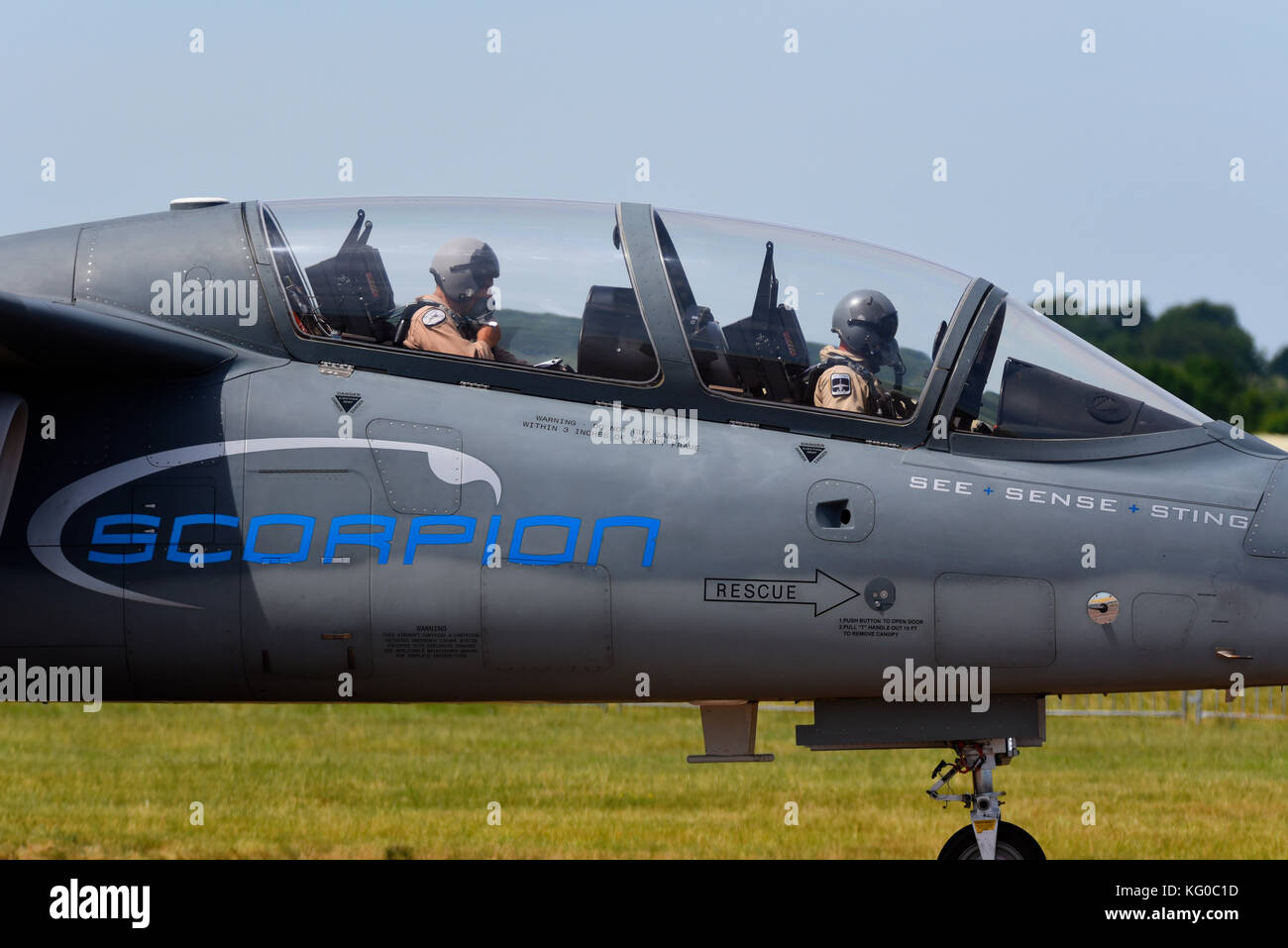 Light jet aircraft hi-res stock photography and images - Alamy