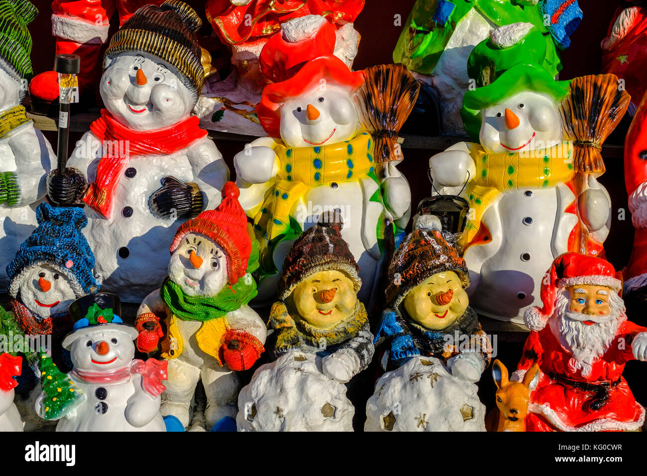 Little statues hi-res stock photography and images - Alamy