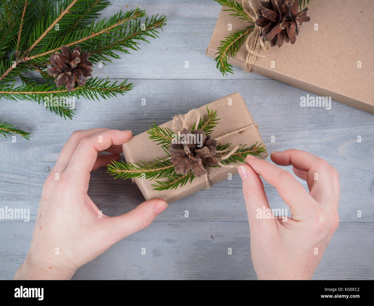 Opening present hands hi-res stock photography and images - Alamy