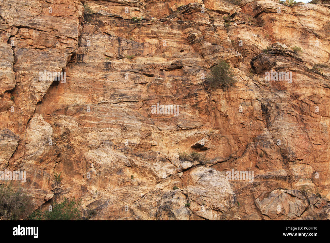 Rock wall texture hi-res stock photography and images - Alamy