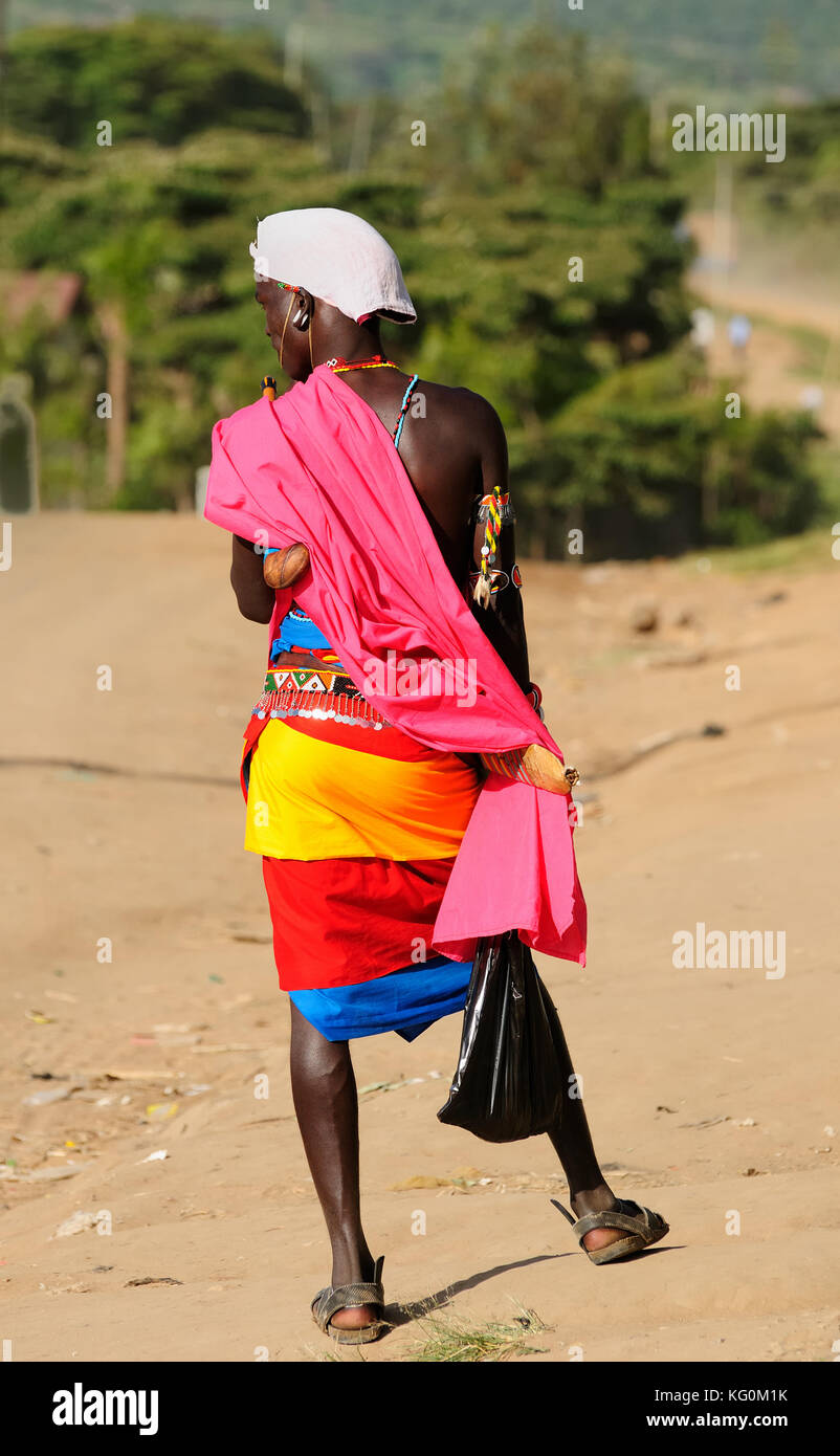 Kenya samburu tribe warrior hi-res stock photography and images - Alamy