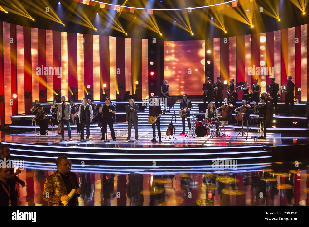 German ZDF live TV show 'Willkommen bei Carmen Nebel' at TUI Arena ...