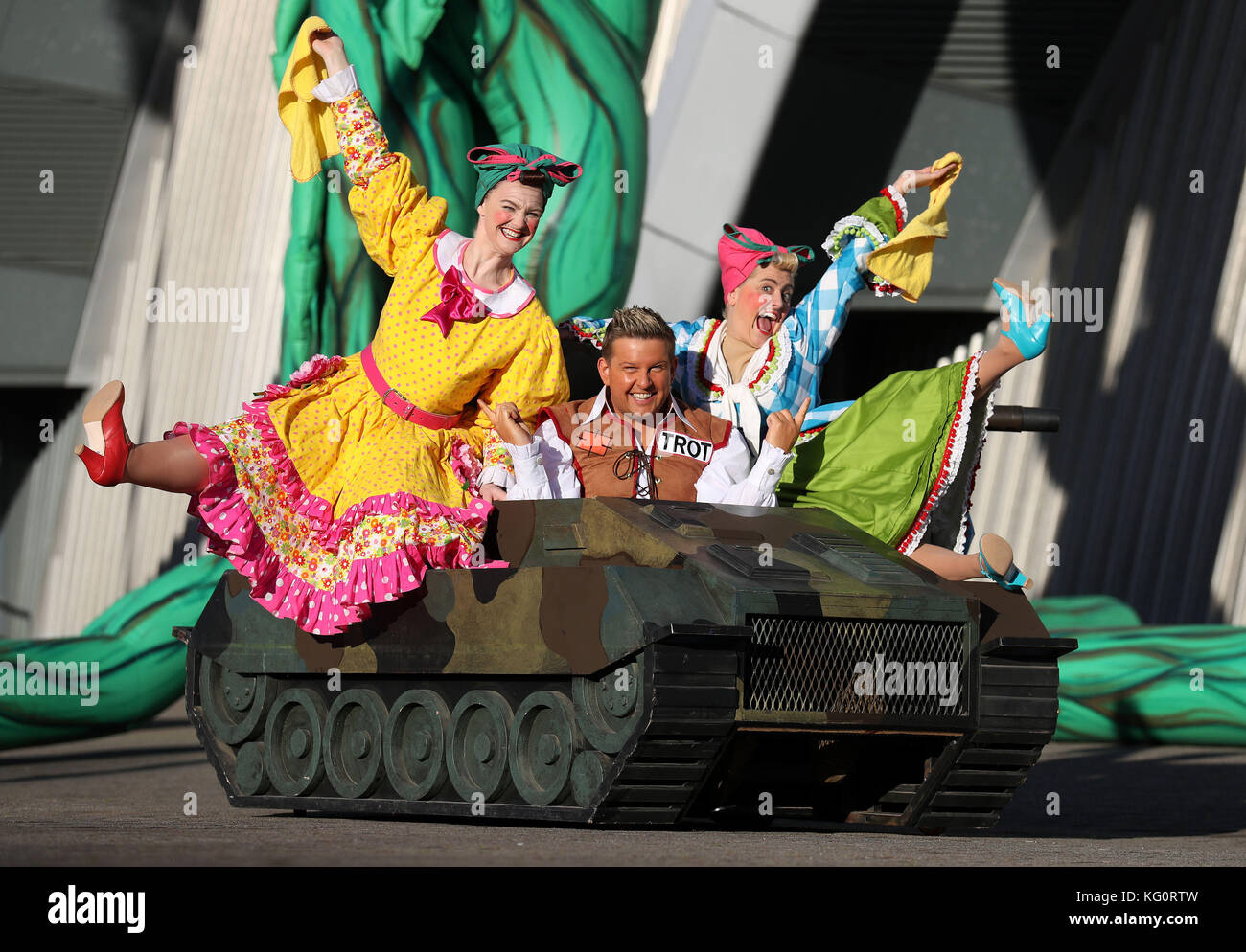 Pantomime glasgow hi-res stock photography and images - Alamy