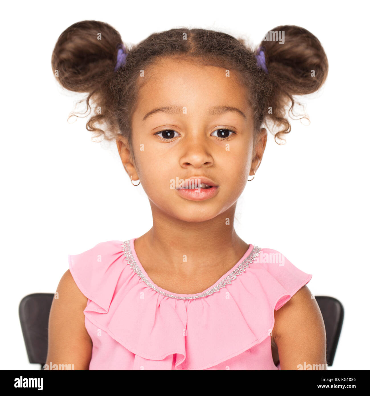 Close up portrait of little african girl with afro hairstyle isolated ...