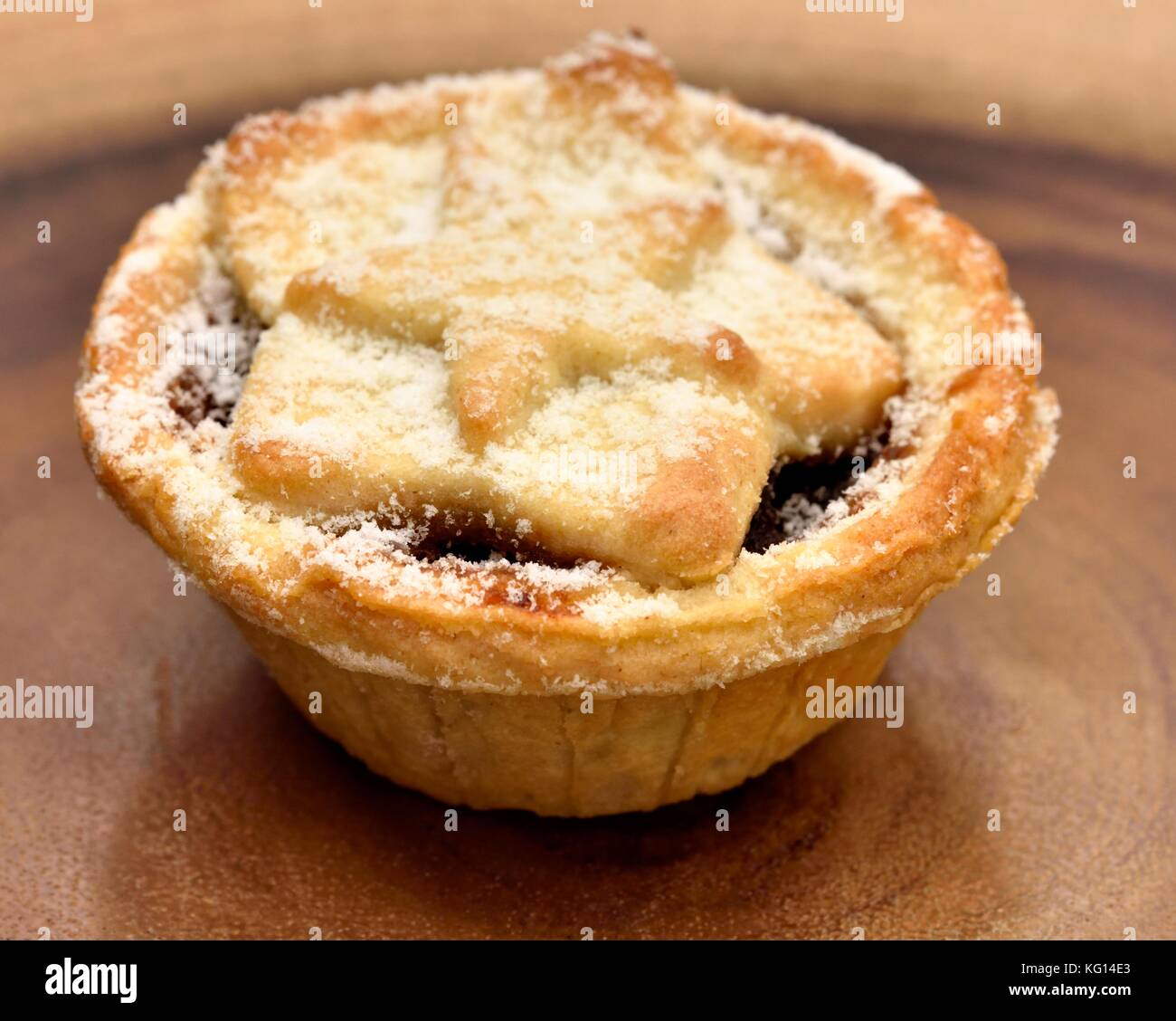Mince pie hi-res stock photography and images - Alamy