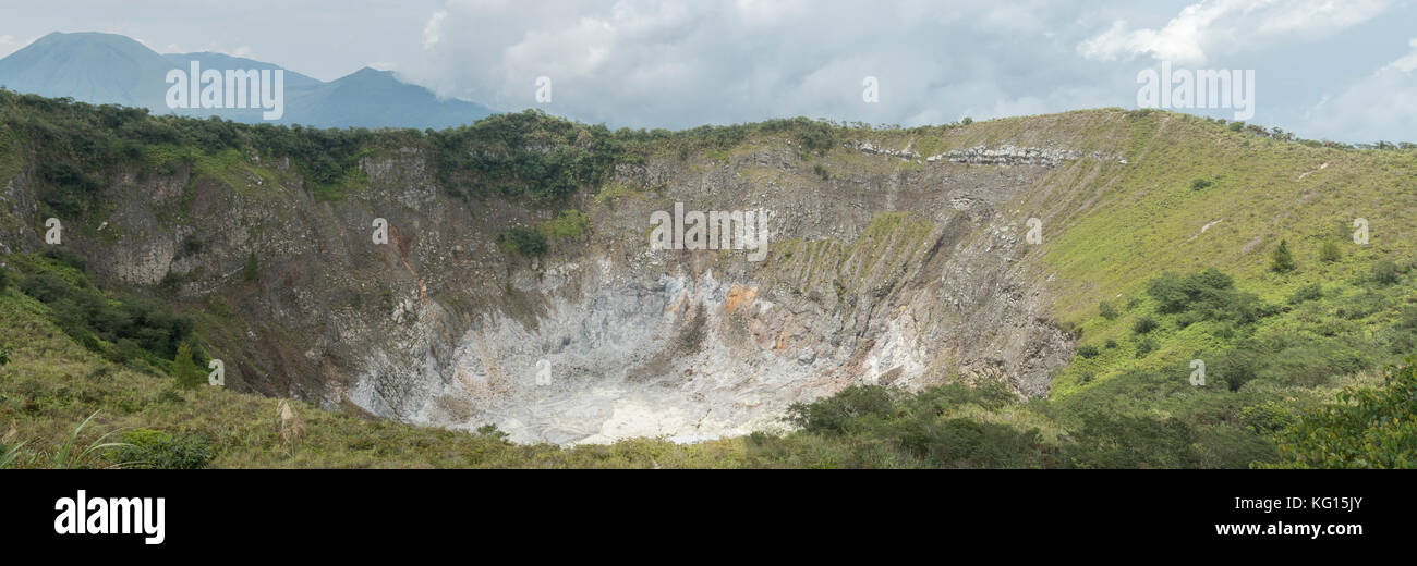 Gunung mahawu hi-res stock photography and images - Alamy