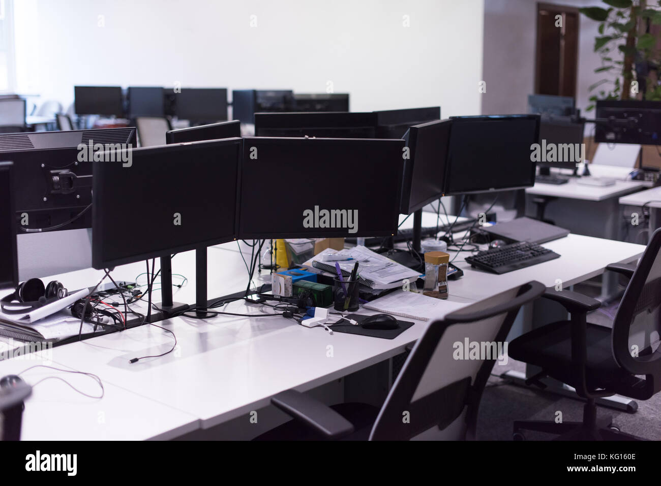 Empty Modern Open Plan Office Stock Photo - Alamy