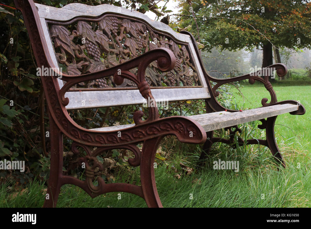 Ornamental Garden Bench Stock Photo - Alamy