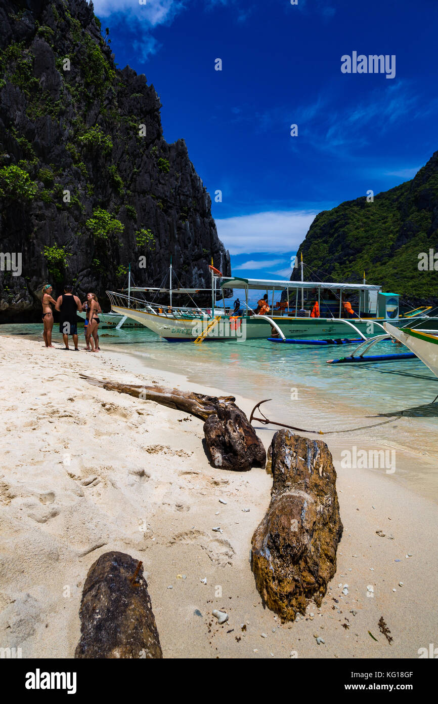 Asia Philippines Palawan El Nido Talisay Beach, on Tapiutan Island, one ...