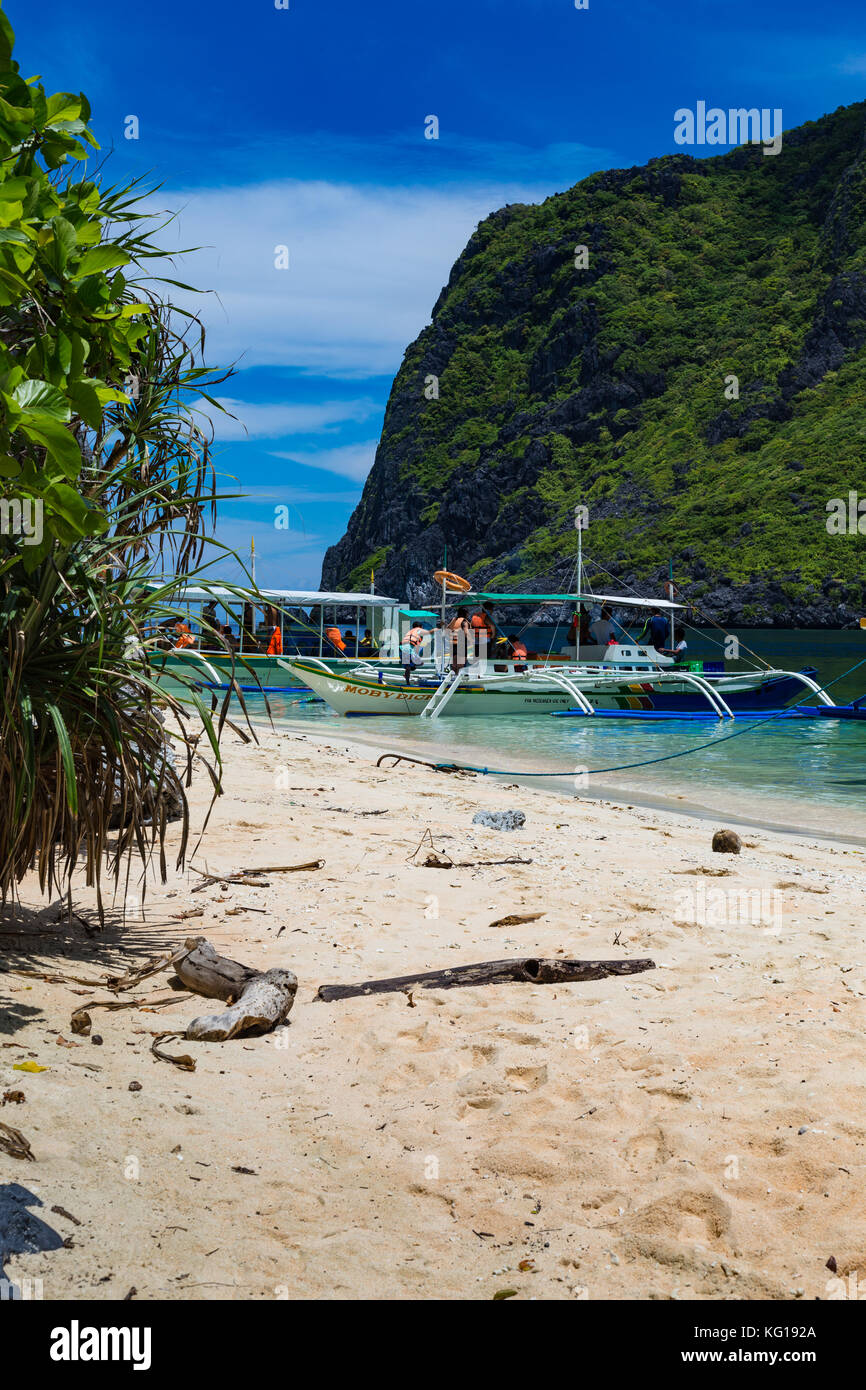 Asia Philippines Palawan El Nido Talisay Beach, on Tapiutan Island, one ...