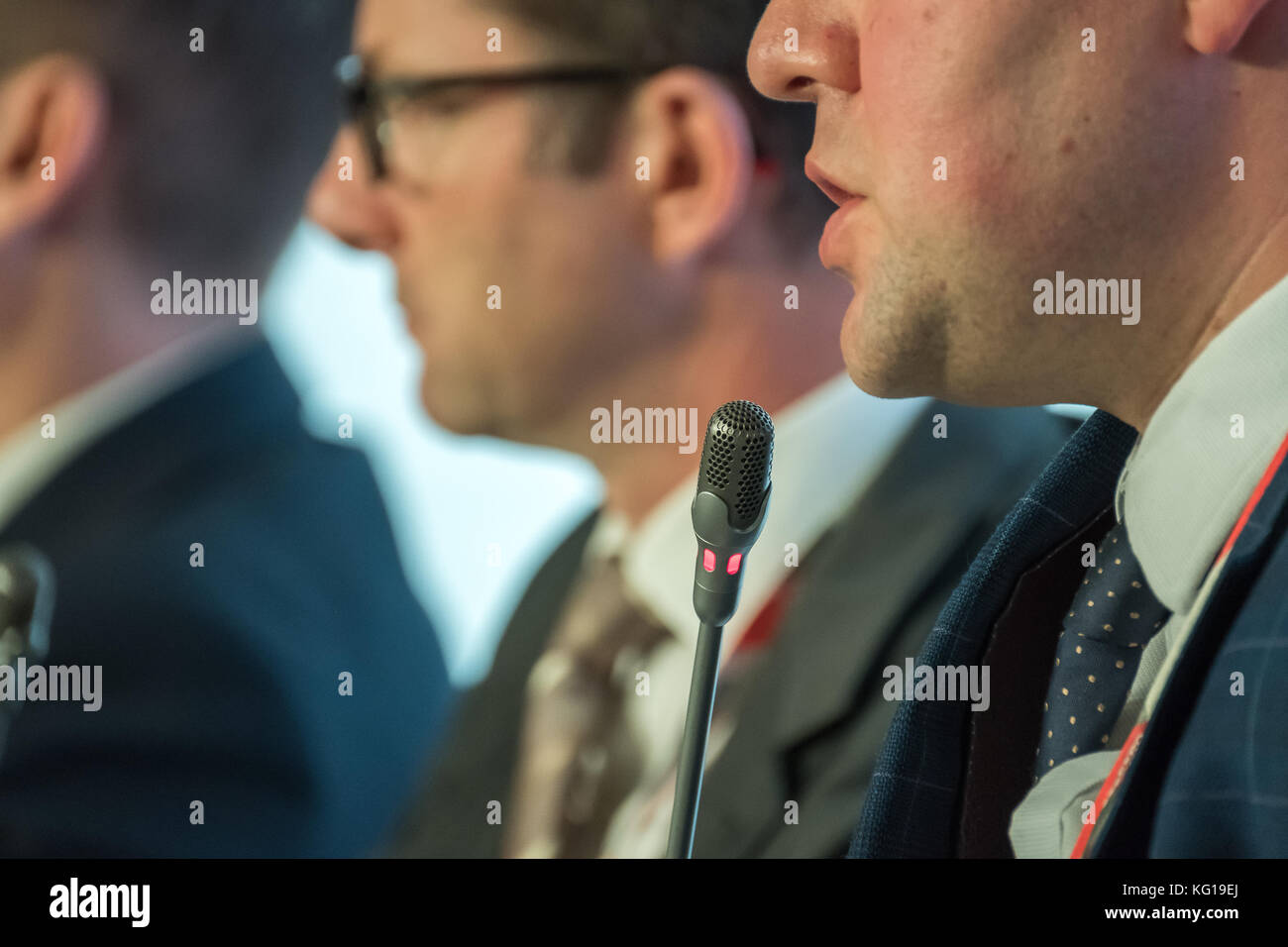 Man speaking at the conference Stock Photo - Alamy