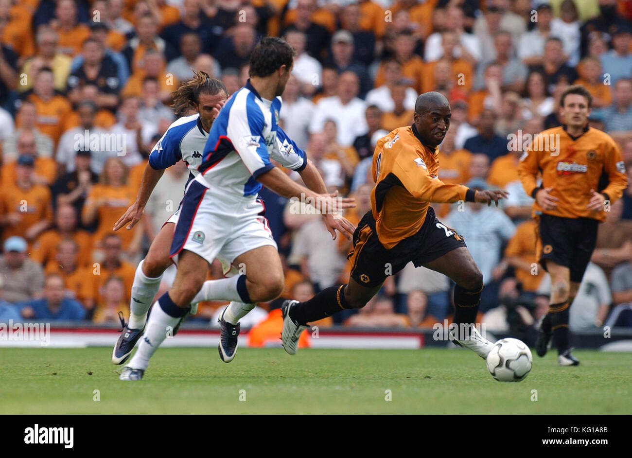 August 2003 hi-res stock photography and images - Alamy