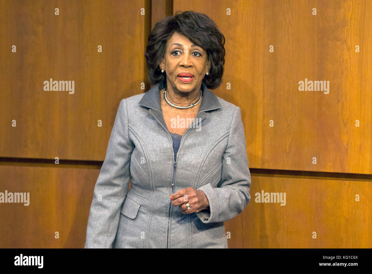 Maxine waters hi-res stock photography and images - Alamy