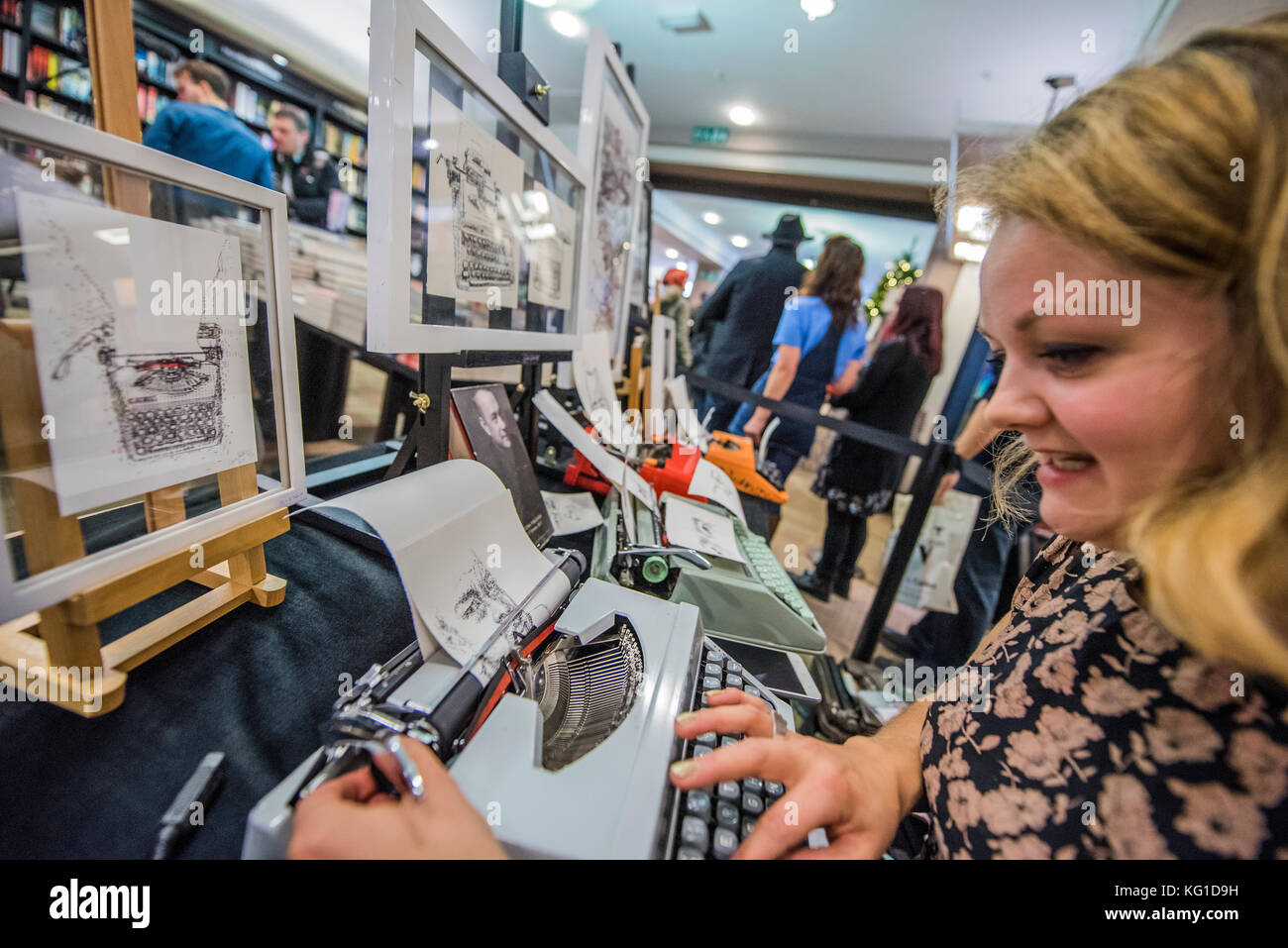 London, UK. 2nd Nov, 2017. Typewriter artist Keira Rathbone creates ...