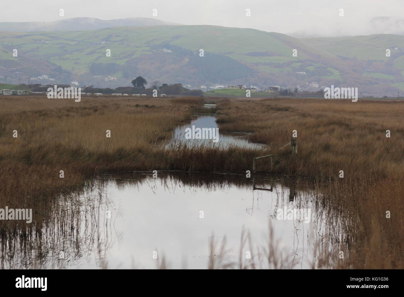 Borth Ceredigion Wales UK weather 2nd Nov 2017 A dull day on the Welsh ...