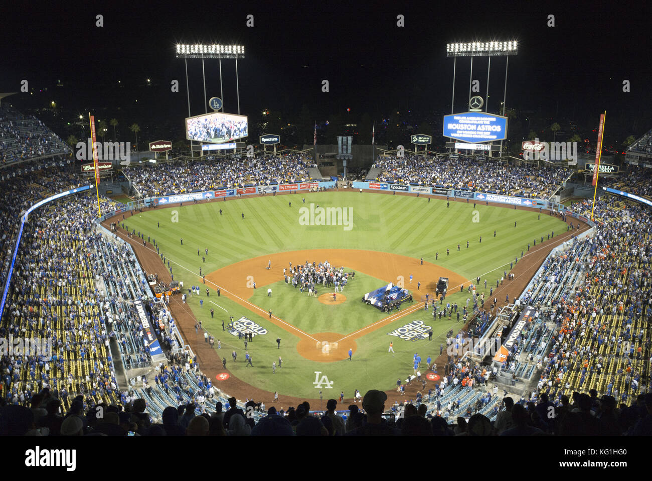 Los Angeles, CALIFORNIA, USA. 1st Nov, 2017. The Houston Astros ...