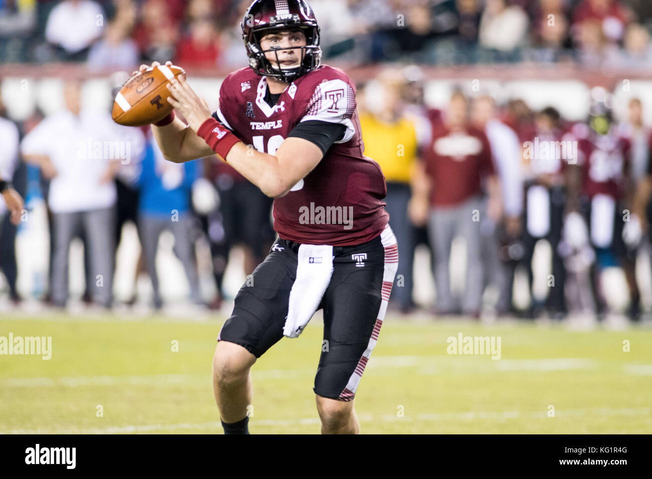 Philadelphia, Pennsylvania, USA. 2nd Nov, 2017. Temple's FRANK NUTILE ...