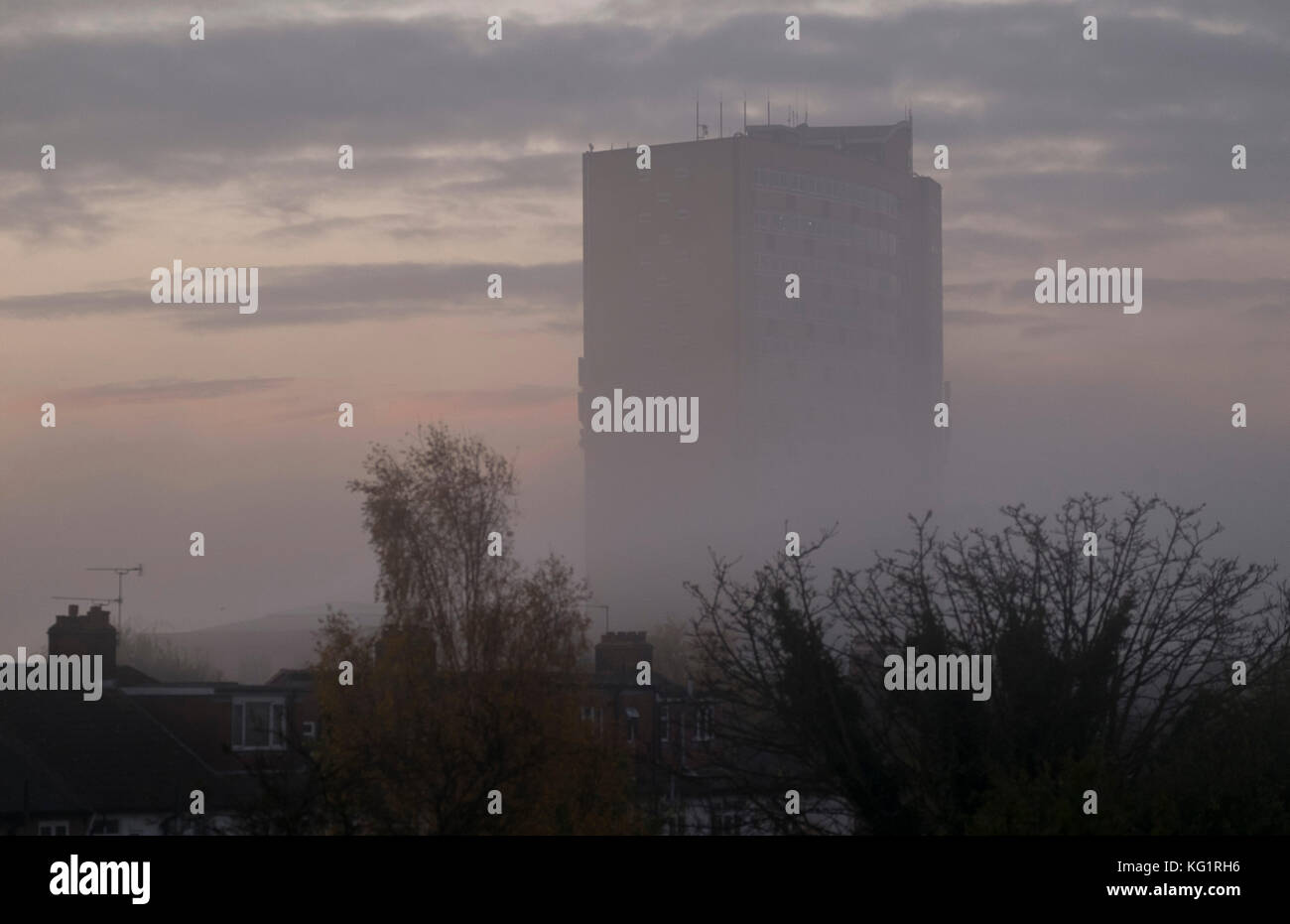 London Borough of Merton, UK. 3 November, 2017. A thick bank of fog ...