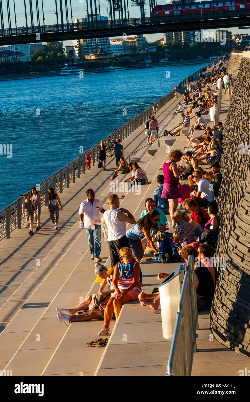 Cologne rheinufer hi-res stock photography and images - Alamy