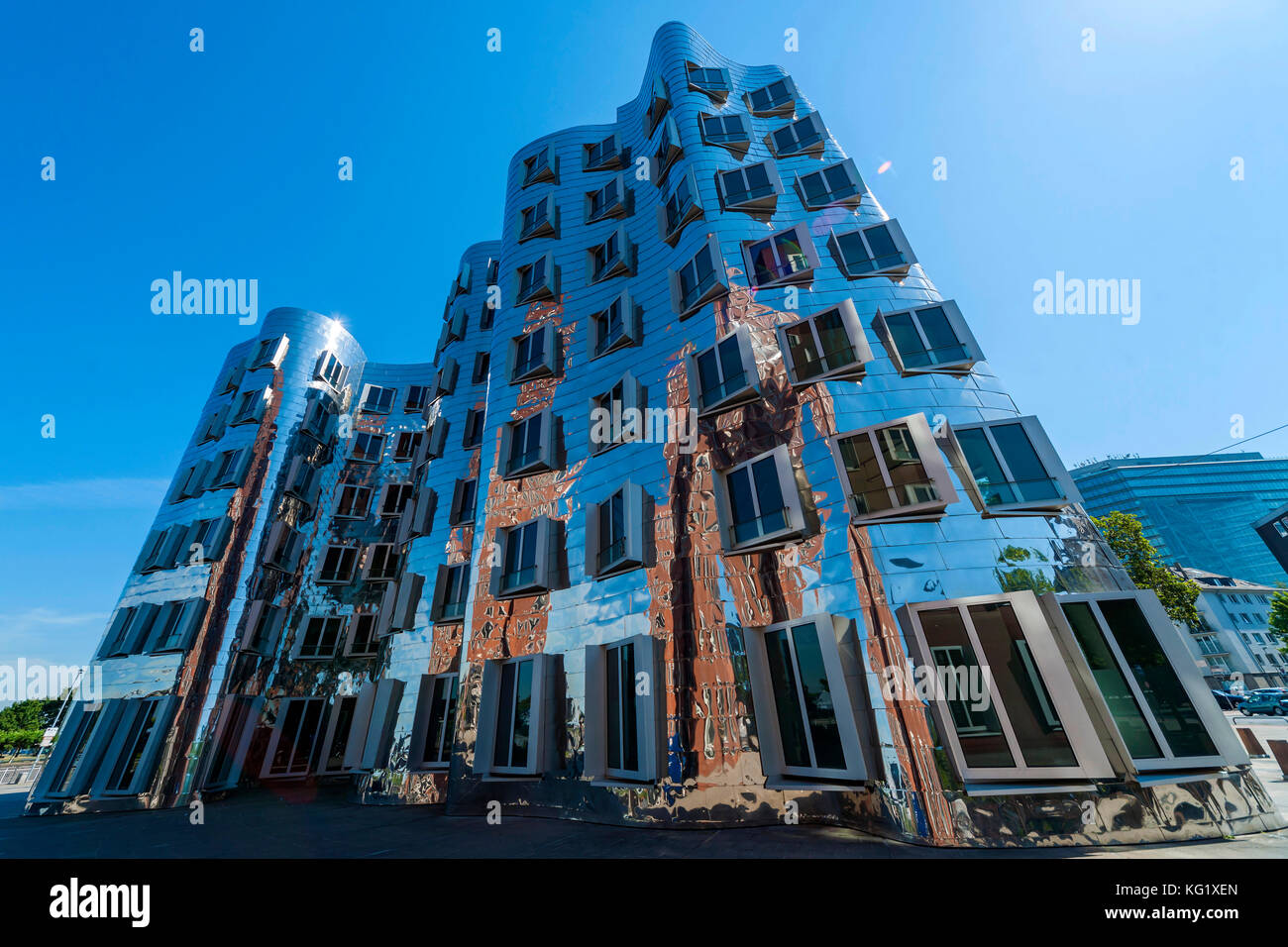 Düsseldorf, Nordrhein-Westfalen, Germany : Gehry-Bauten Stock Photo - Alamy