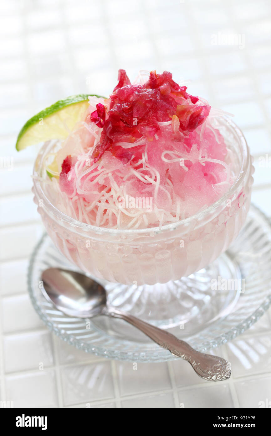 homemade faloodeh, traditional iranian cold dessert Stock Photo - Alamy