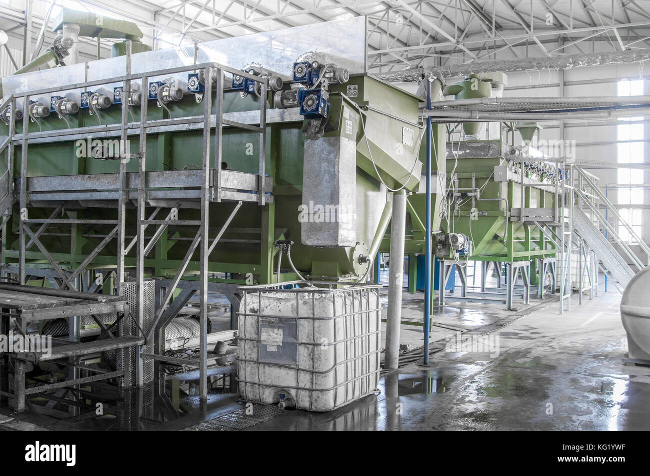 Pet plastic recycling process hi-res stock photography and images - Alamy